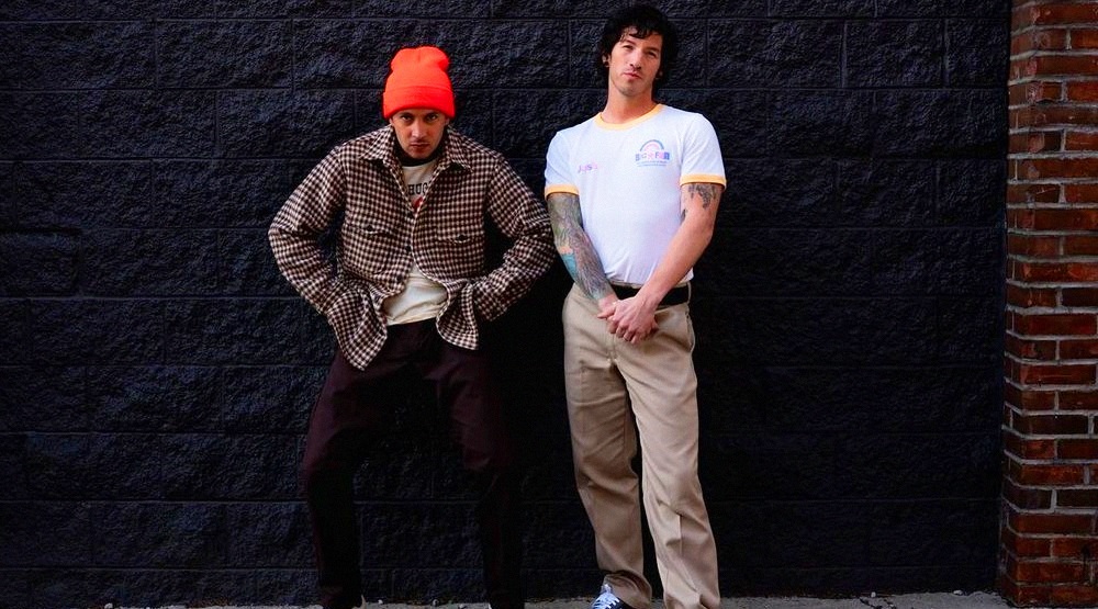 Twenty One Pilots выпустили песню «Saturday»