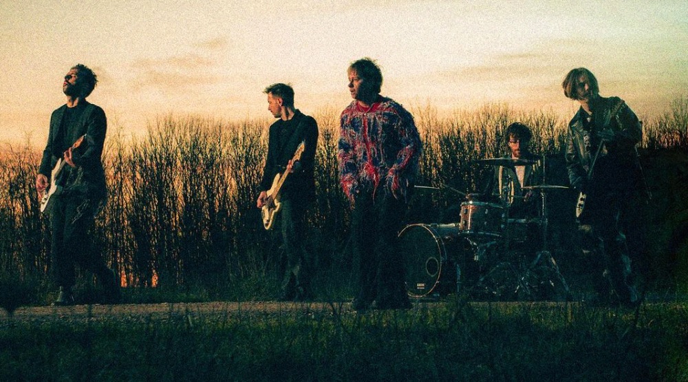 Nothing But Thieves показали кинематографичный клип «Overcome»