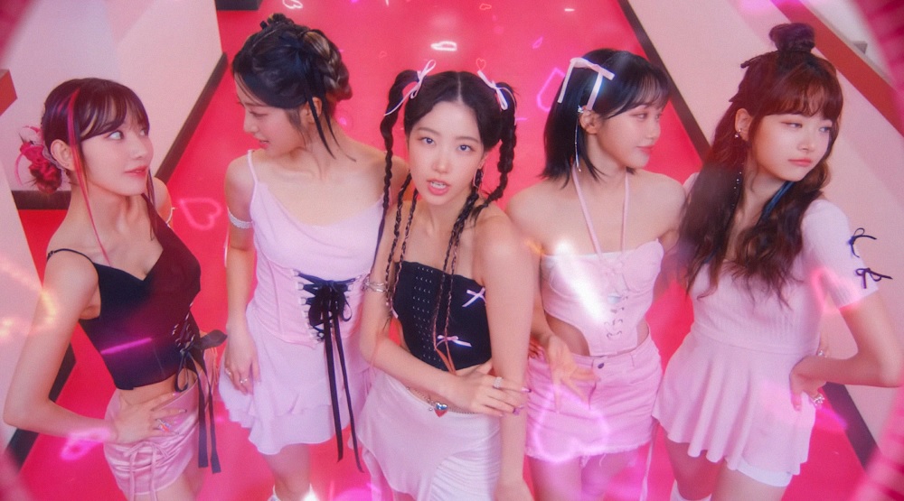 Le Sserafim встречают персонажей Overwatch 2 в клипе «Perfect Night»