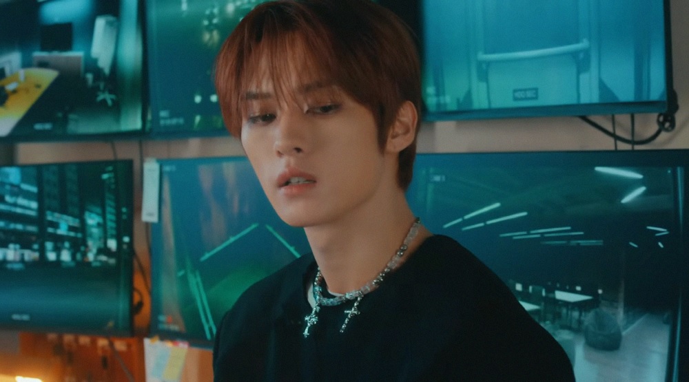 Stray Kids показали остросюжетный клип «Megaverse»